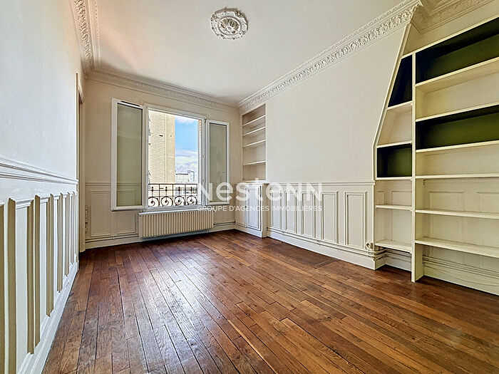 Issy-les-Moulineaux, Centre-ville, Corentin Celton, Les Varennes : Appartement 2 pièces à vendre
