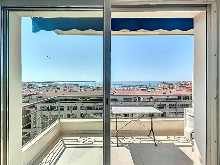 Appartement à vendre - Cannes, Petit Juas - 3 pièces - 2 chambres