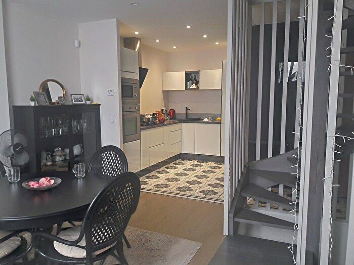 Appartement 3 pièces à louer - Saint Augustin, Tauzin, Alphonse Dupeux, Bordeaux