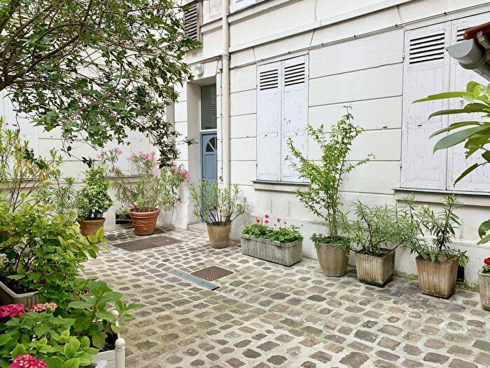 Appartement à louer - Reine-Mairie, Boulogne-Billancourt - 2 pièces - 1 chambre