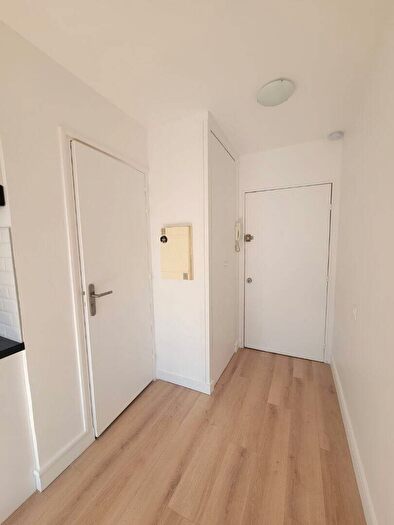 Appartement à louer - Père Lachaise-Réunion, Paris ème arrondissement - 1 pièce