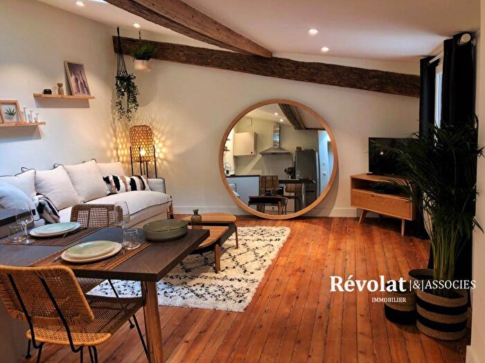 Appartement à louer - Bordeaux - 2 pièces - 1 chambre