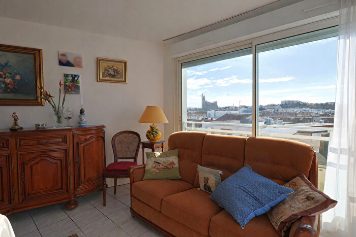 Appartement à vendre - Royan, Centre-ville - 3 pièces - 2 chambres