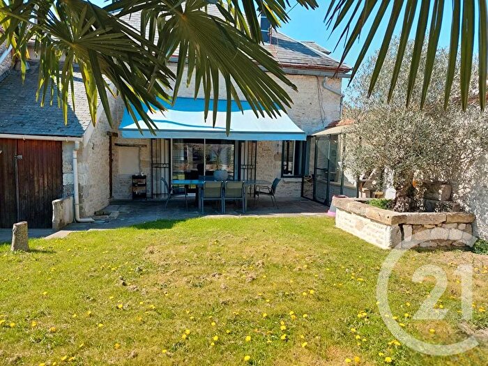 Maison à vendre - Boynes - 8 pièces - 5 chambres