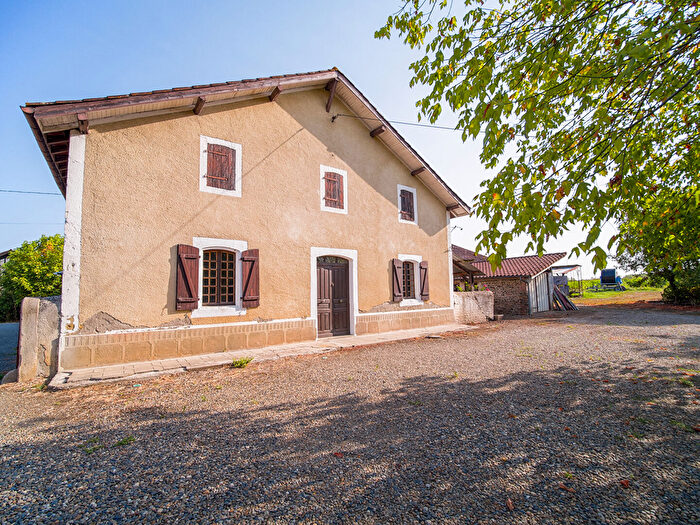 Aire-sur-l'Adour : Maison 4 pièces à louer