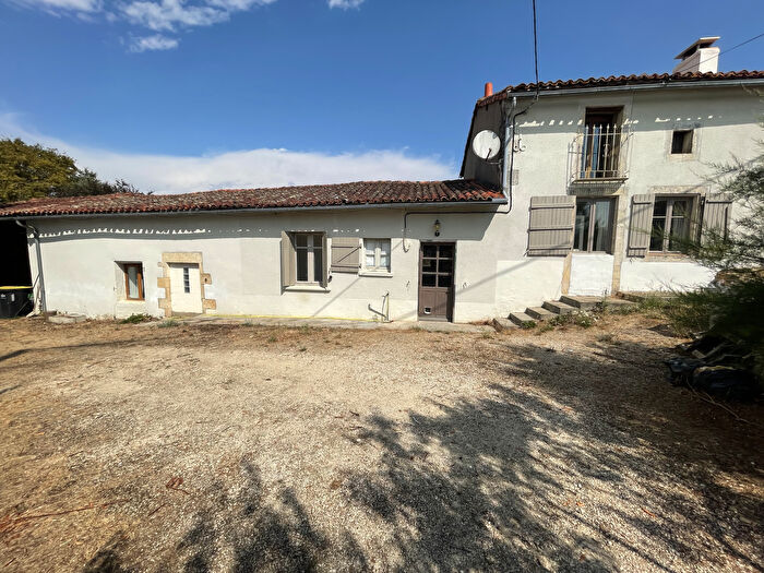 Savigné : Maison 5 pièces à vendre