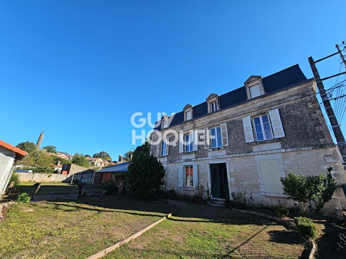 Fontenay-le-Comte, Chamiraud, Grissais, Le Gros Noyer : Maison 7 pièces à vendre