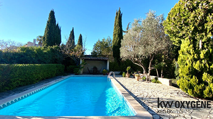 Maison à vendre - Sérignan - 8 pièces - 5 chambres