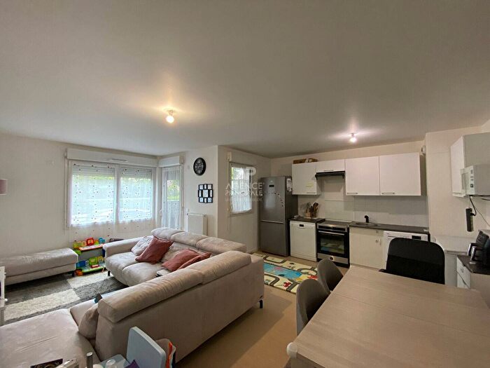 Bastide-Horloge, Cergy : Appartement 3 pièces à louer