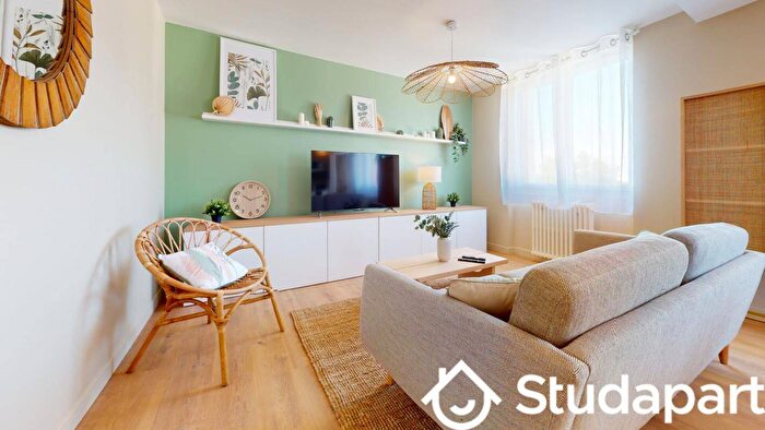 Appartement à louer - Le Bachut, Lyon ème arrondissement - 1 pièce - 1 chambre