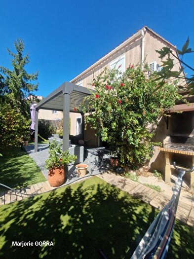 Maison à vendre - Marseille e , Saint-Marcel - 4 pièces - 3 chambres