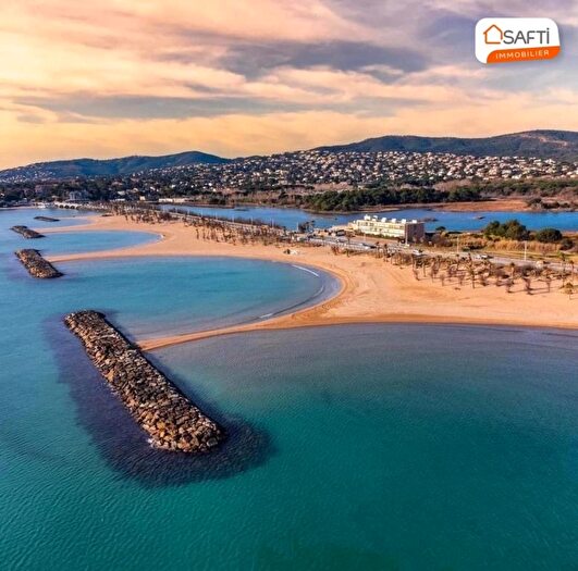 Appartement à vendre - Fréjus, Saint-Aygulf - 5 pièces - 3 chambres