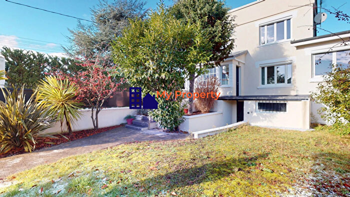 Maison à vendre - Houilles - 5 pièces - 3 chambres