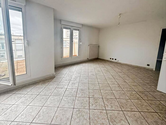 Appartement à louer - Chemin Vert-Europe, Reims - 2 pièces - 2 chambres