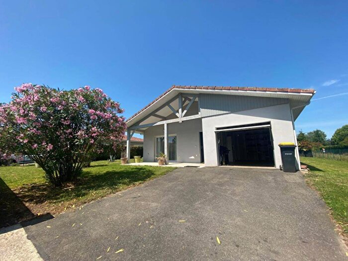 Maison à louer - Barcelonne-du-Gers - 4 pièces - 3 chambres