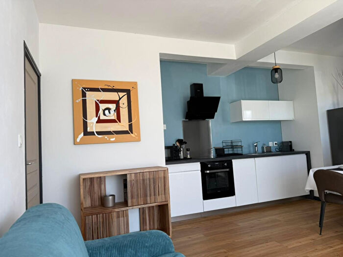 Maison à vendre - Saint-Louis, Bois de Nèfles, Cocos - 2 pièces - 1 chambre