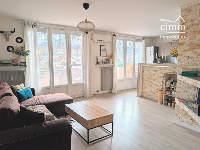 Appartement à vendre - Le Pont-de-Claix, Villancourt - 4 pièces - 3 chambres