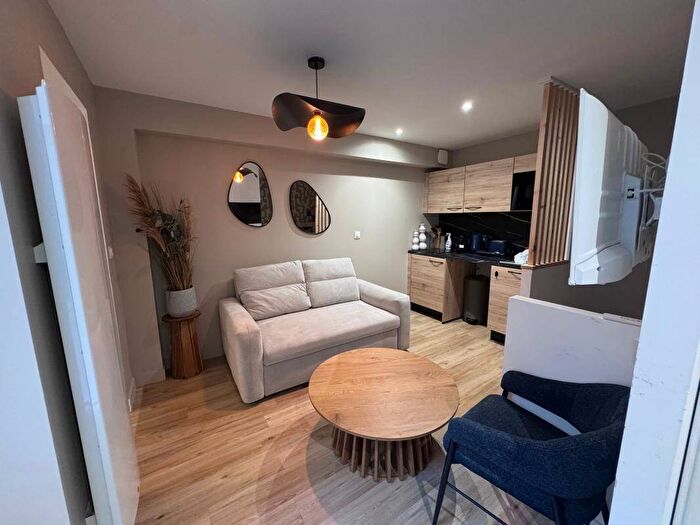 Appartement à louer - Centre Ville, La Rochelle - 1 pièce - 1 chambre