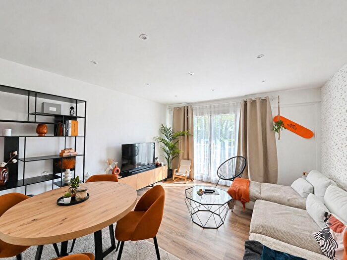 Villennes-sur-Seine : Appartement 3 pièces à vendre
