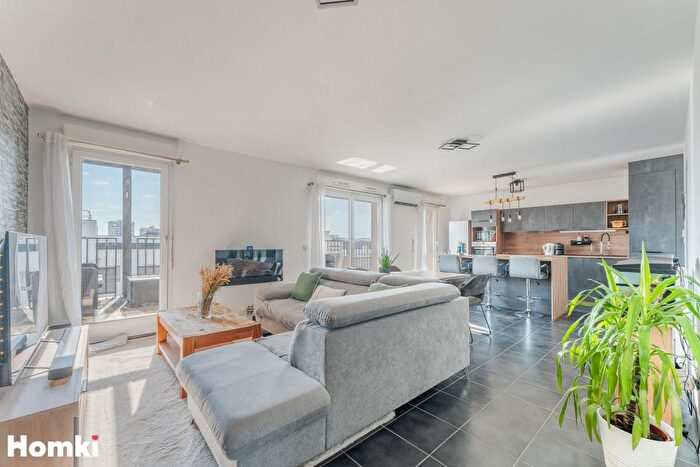 Lyon 8ème, La Plaine, Santy : Appartement 3 pièces à vendre