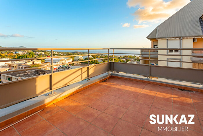 Appartement à vendre - Le Tampon, Centre-ville - 3 pièces - 2 chambres