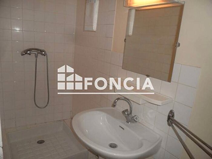 Appartement à louer - Bourgogne-Châtelet, Orléans - 1 pièce