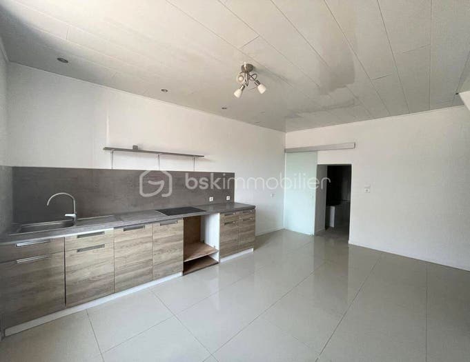Maison 3 pièces à Brousseval, à louer