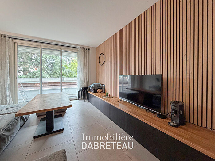 Appartement 7 pièces à louer à Bron, Les Essarts