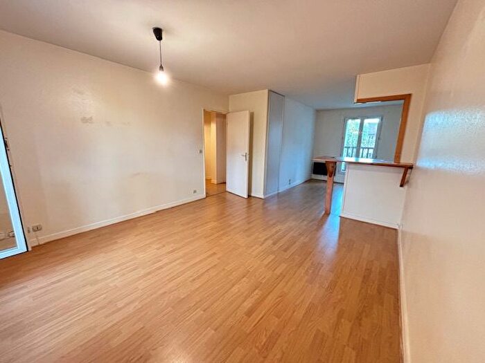 Appartement à louer - Fontenay-le-Fleury - 2 pièces - 1 chambre