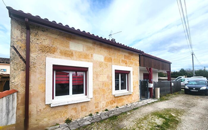 Maison à vendre - Virsac - 6 pièces - 3 chambres