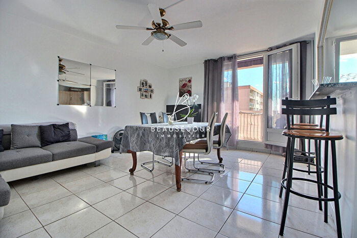 Appartement à vendre - Chilly-Mazarin, Nord - 5 pièces - 4 chambres