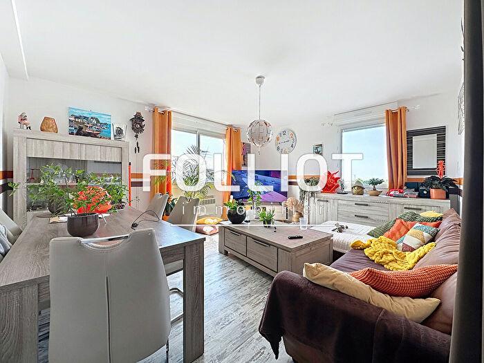 Appartement à vendre - Donville-les-Bains - 3 pièces - 2 chambres