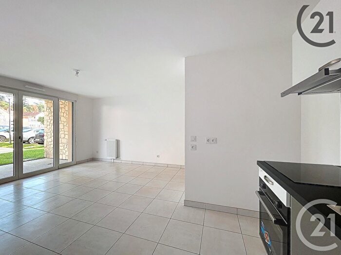 Appartement à louer - Dammarie-les-Lys, Petit Dammarie, Croix Saint-Jacques - 2 pièces - 1 chambre