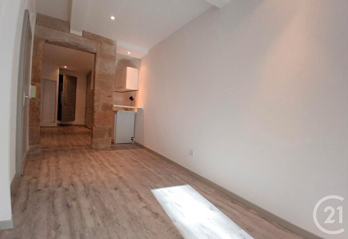 Limoges, Centre-ville, Hôtel de Ville, Emailleurs : Appartement 1 pièce à louer