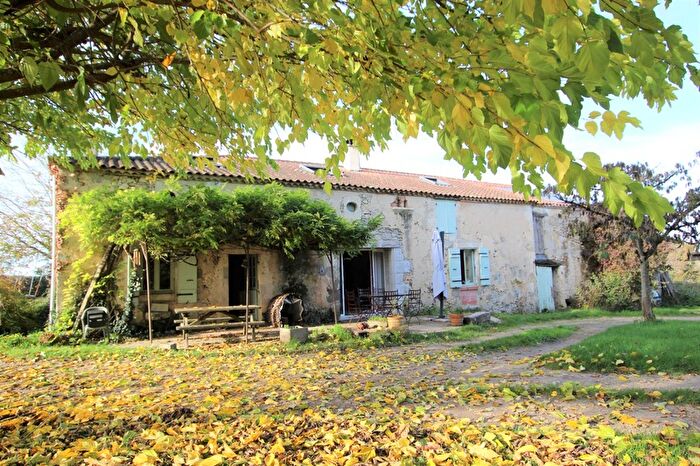 Maison à vendre - Andiran - 7 pièces - 5 chambres