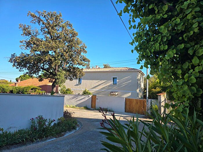 Montolivet, Marseille 12ème arrondissement : Maison 6 pièces à louer