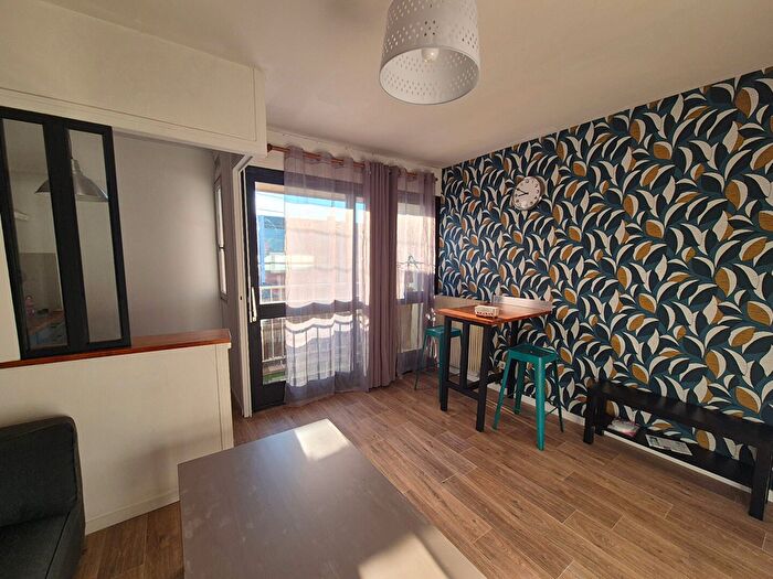 Appartement 1 pièce à Libourne, Epinette, Verdet, Carré, à louer