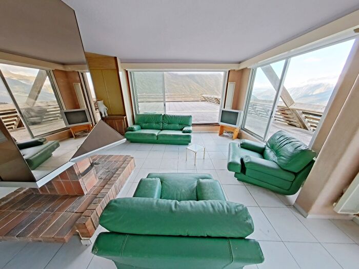 Saint-Lary-Soulan : Appartement 4 pièces à vendre