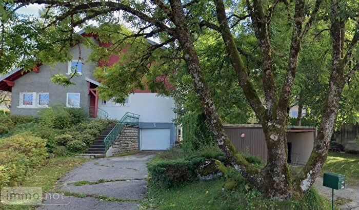 Maison 8 pièces à vendre à Granges-Narboz