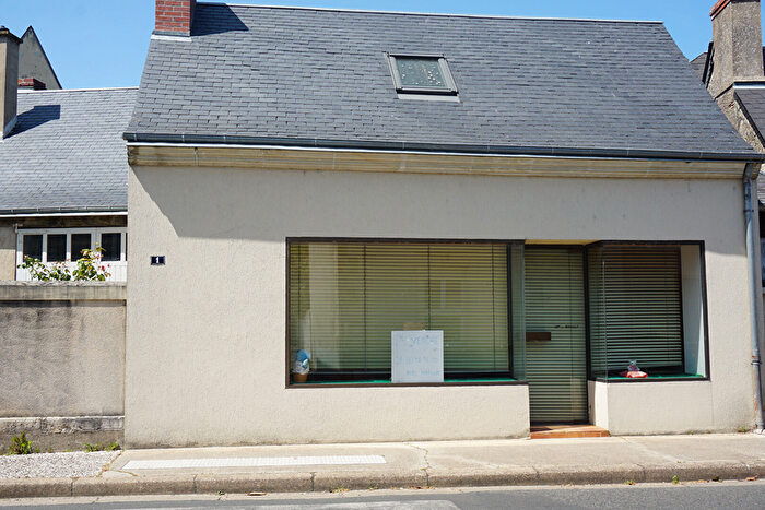 Maison 8 pièces à Ambillou, à vendre
