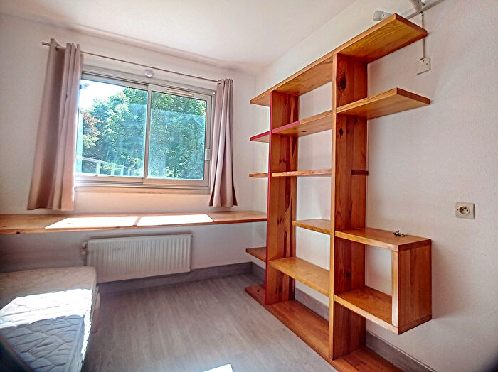 Appartement à louer - Quartiers Nord-Ouest, Villejean - 1 pièce - 1 chambre