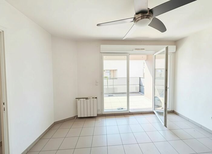 Appartement 2 pièces à Perpignan, La Gare, à louer