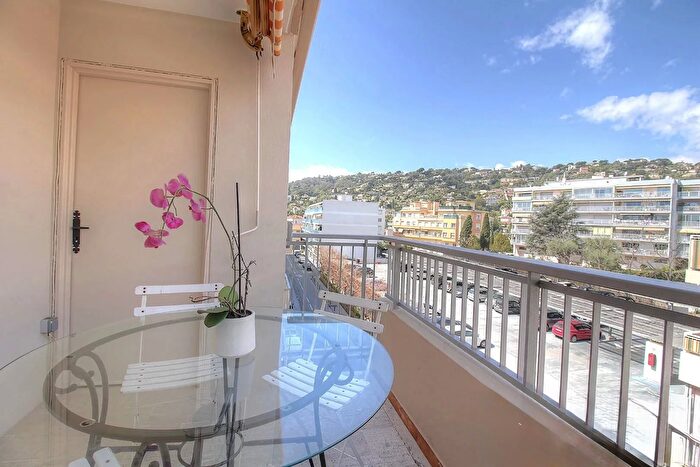 Appartement 1 pièce à louer à Vallauris, Golfe Juan, Vieux Port