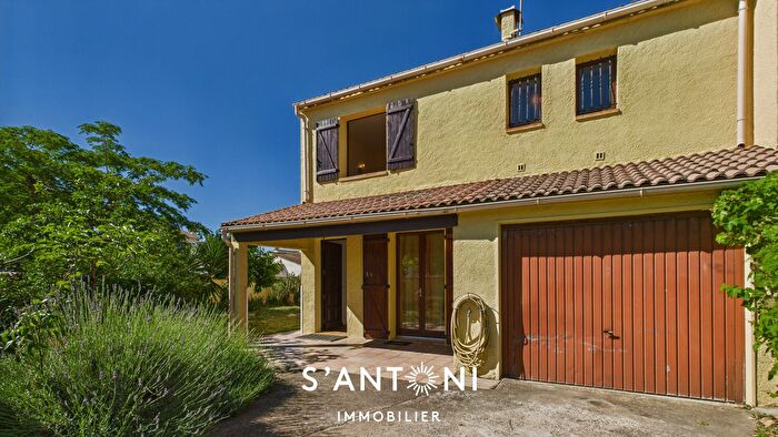 Maison à vendre - Agde, La Ville - 4 pièces - 3 chambres