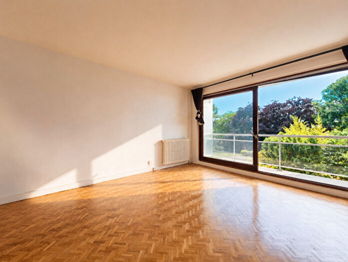 Fontenay-sous-Bois, Centre-ville : Appartement 4 pièces à vendre