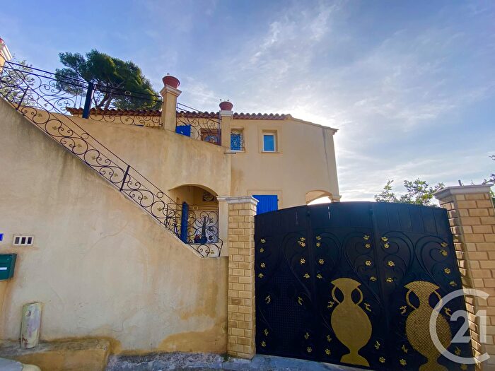 Maison à vendre - Toulon, Valbertrand - 15 pièces - 10 chambres