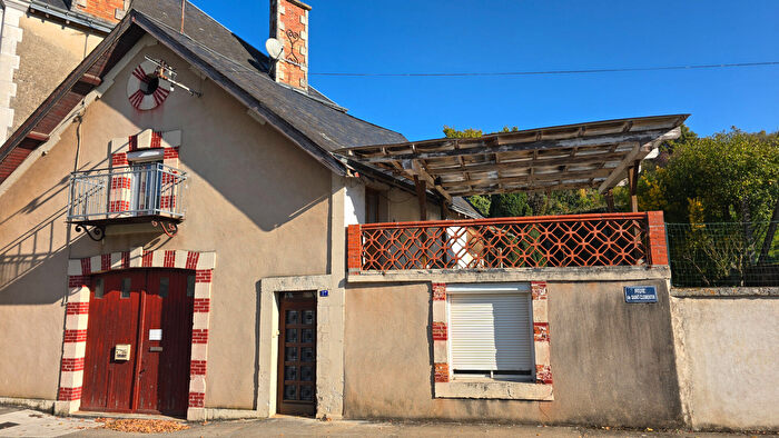 Maison à vendre - Civray - 3 pièces - 2 chambres