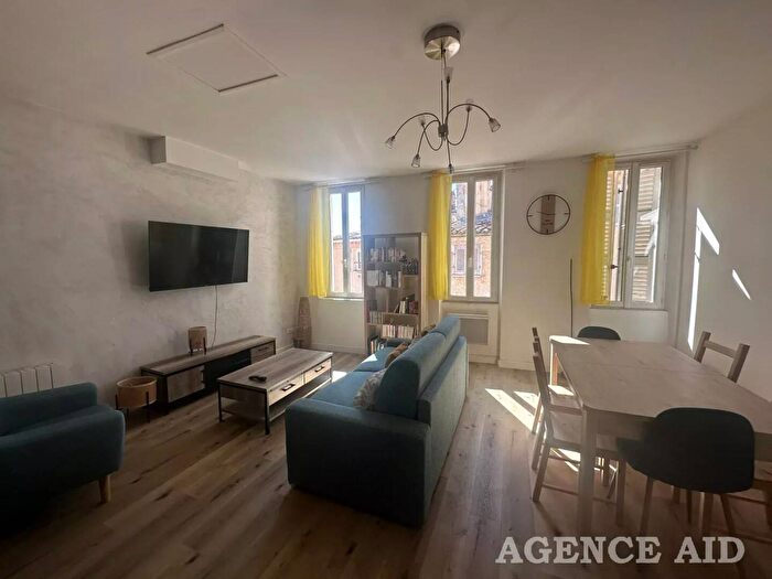 Appartement à louer - Cuges-les-Pins - 2 pièces - 1 chambre