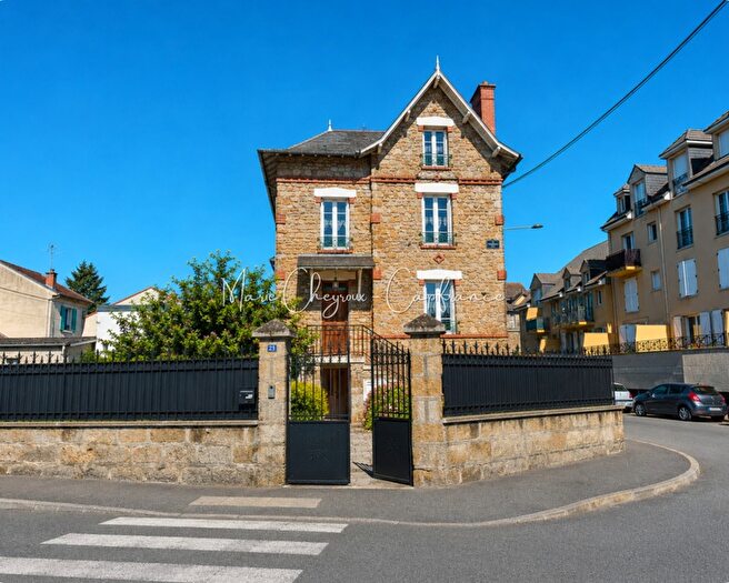 Maison 6 pièces à vendre à Brive-la-Gaillarde, Centre-ville, Pont Cardinal, Champanatier
