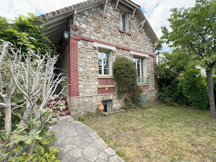Maison à louer - Merlettes, Le Vésinet - 5 pièces - 3 chambres